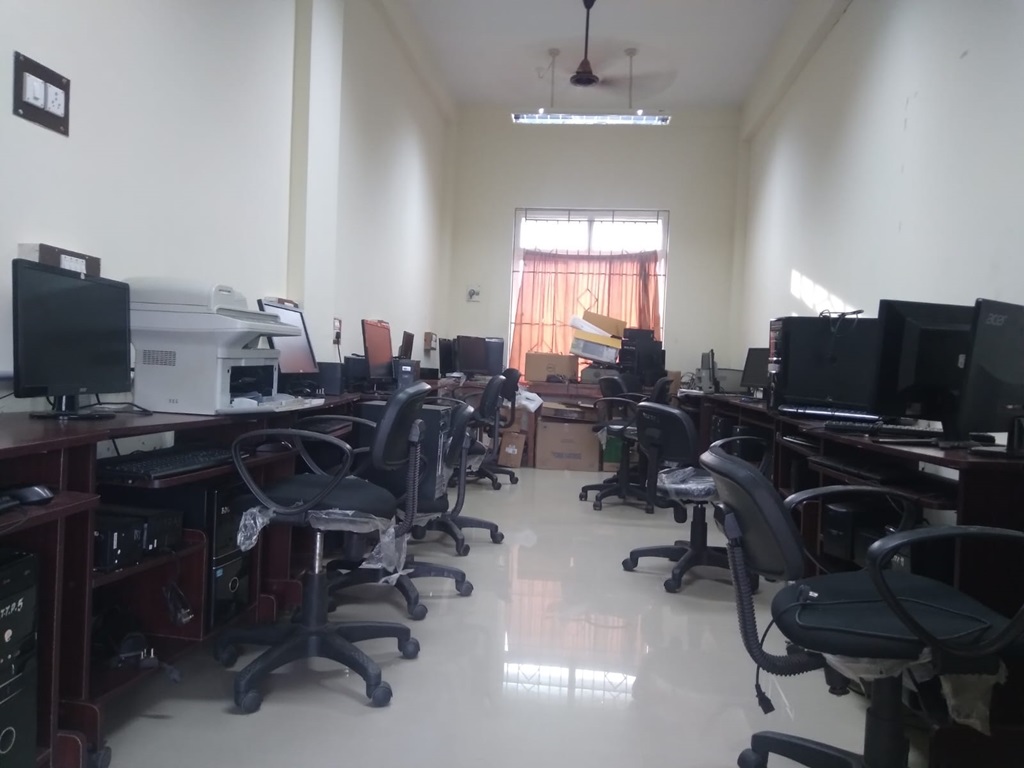 Government Arts And Science College of Thiruthuraipoondi | Library